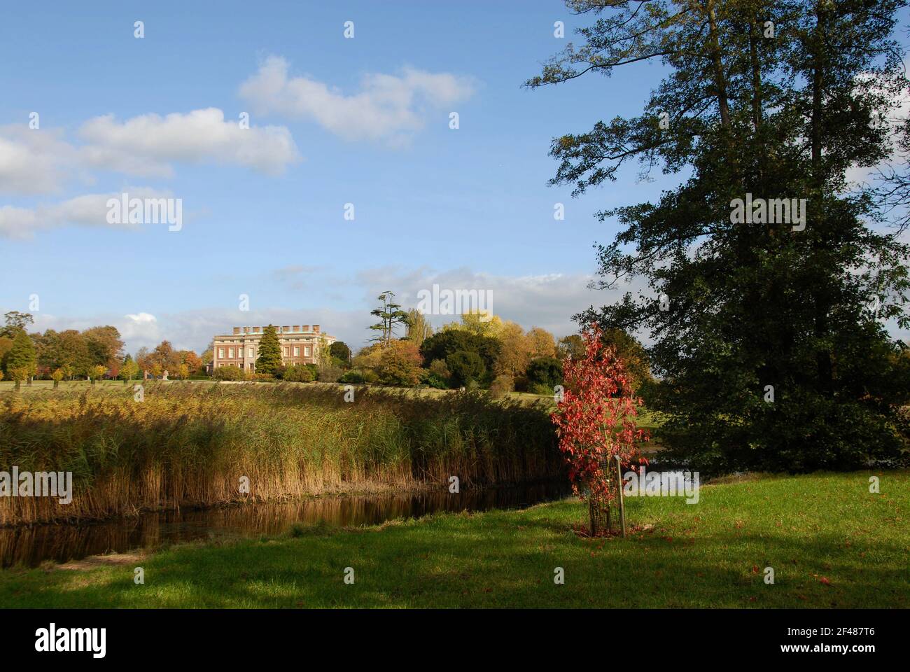 New River view of Wotton House Stock Photo - Alamy
