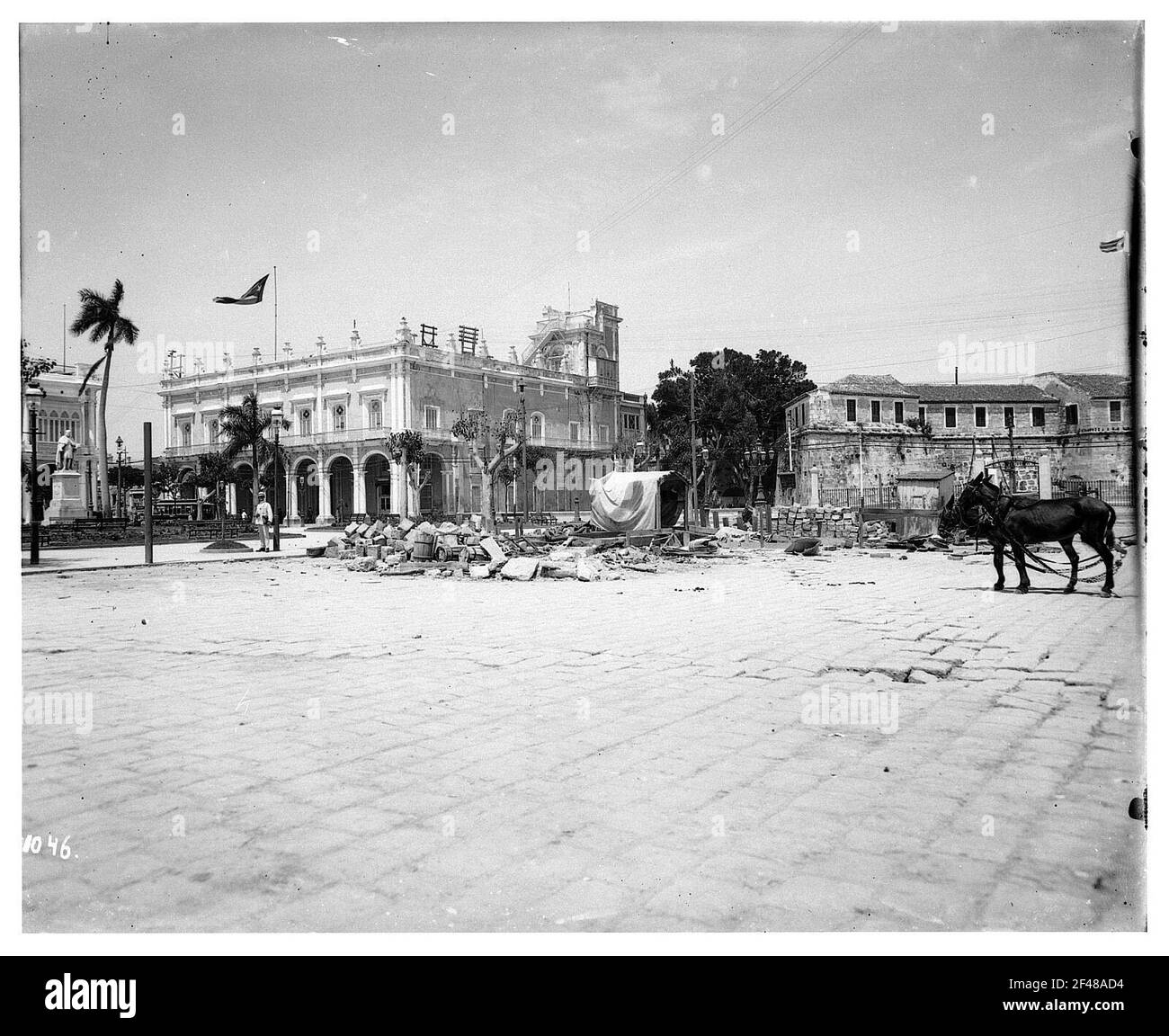 Life with weapons Cut Out Stock Images & Pictures - Alamy