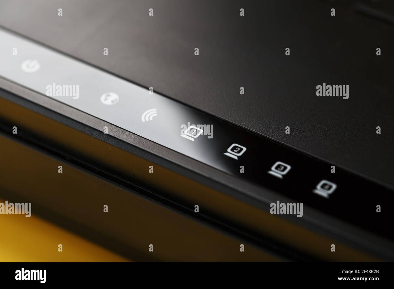 Wi-Fi router indication icons for macro control. Network icons DSL ...