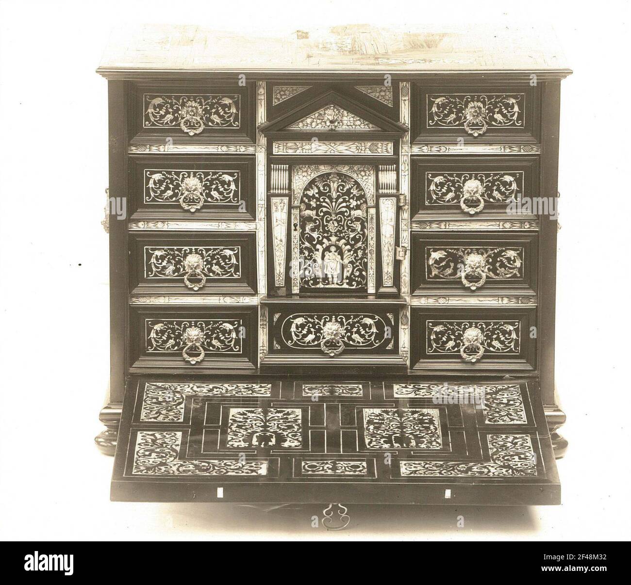 Turning cabinet in the Renaissance style. upper part Stock Photo - Alamy