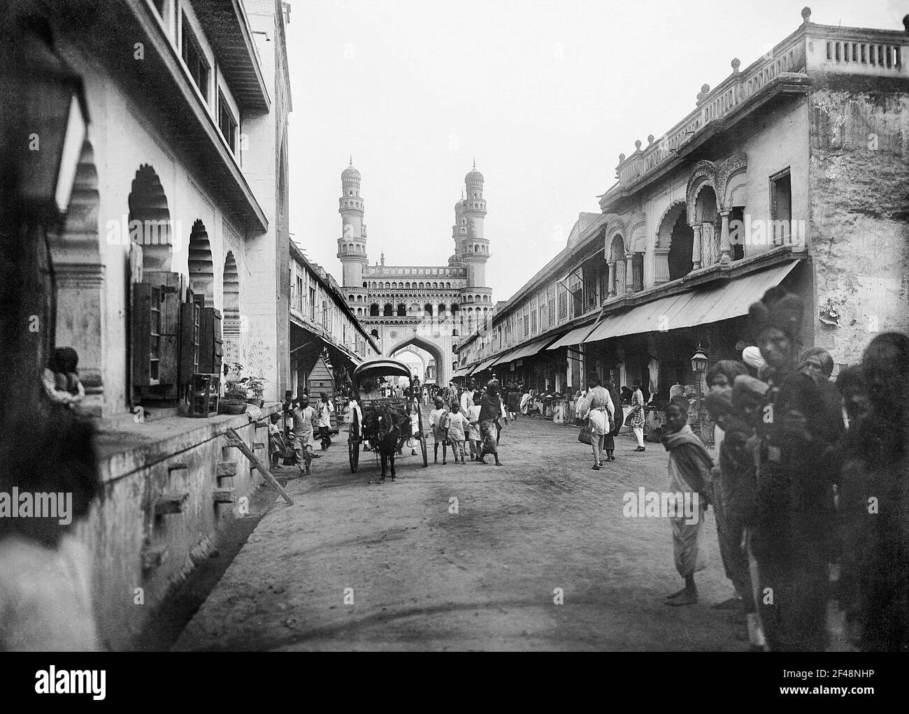 Stra? Ensene MIT CHARMINAR Charminar Stock Photo - Alamy