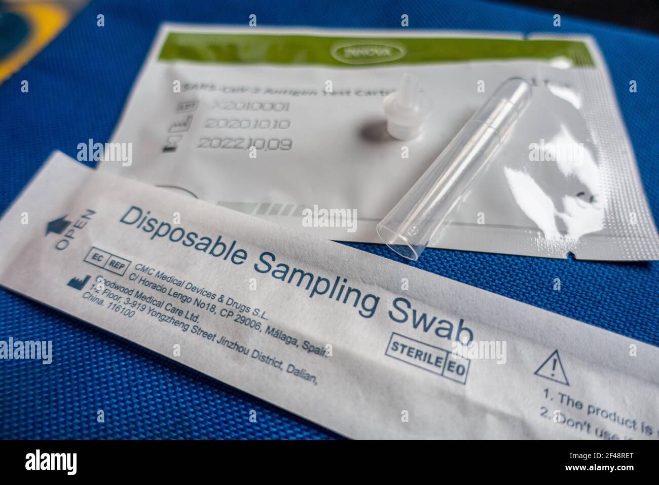Disposable sampling swab hi-res stock photography and images - Alamy