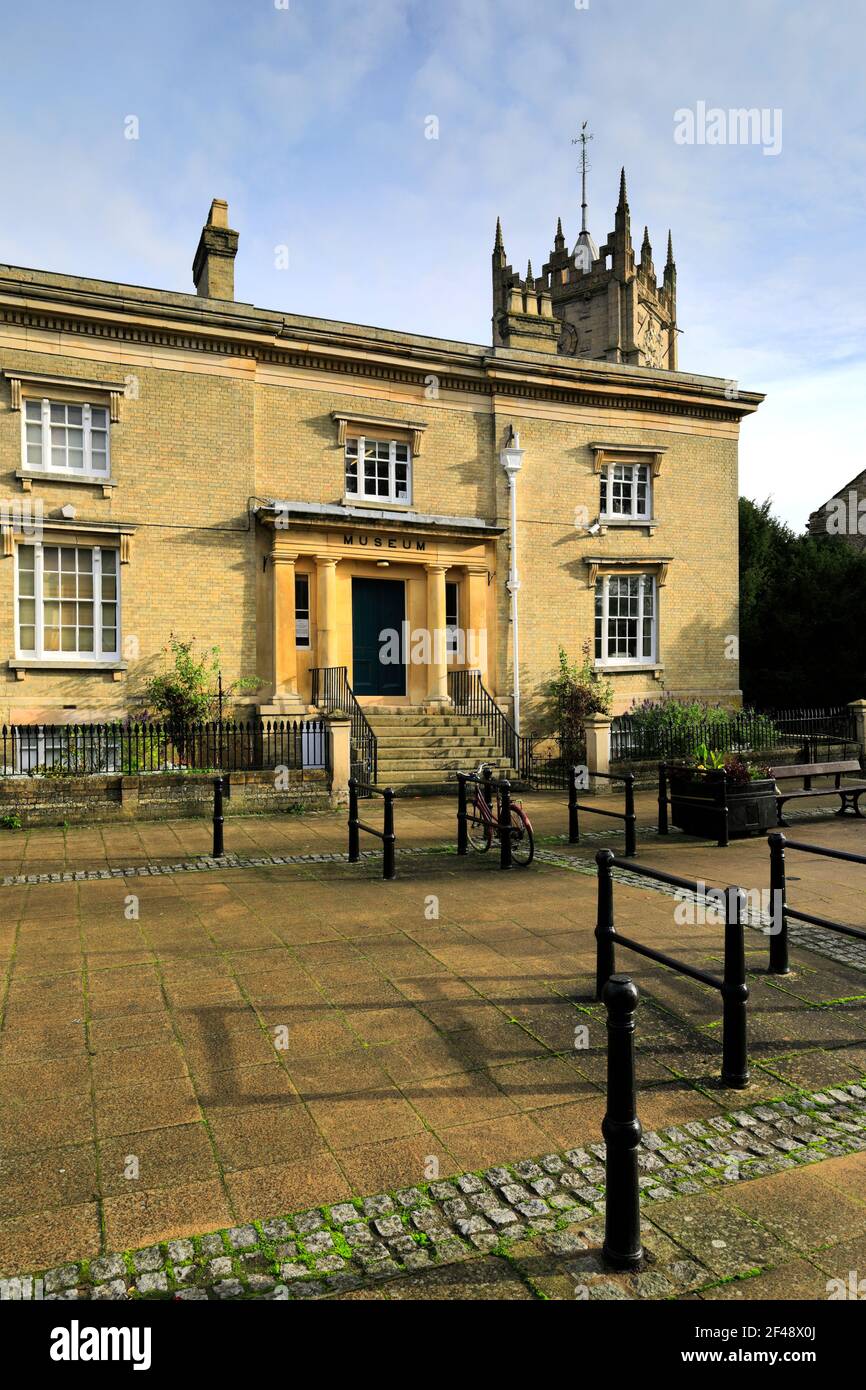 The Wisbech Museum and St Peters church, Wisbech town, Fenland ...