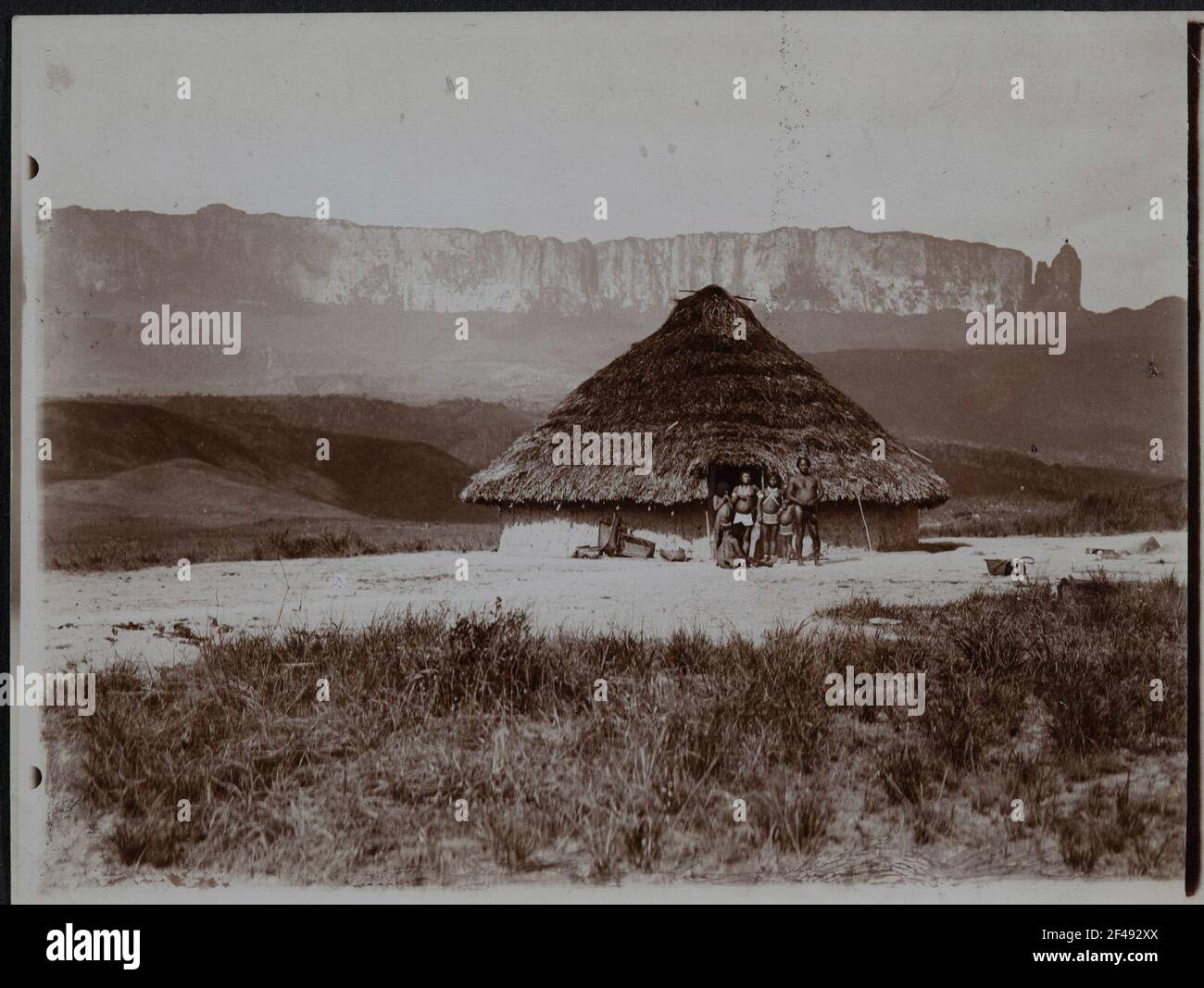 Pemon hi-res stock photography and images - Alamy