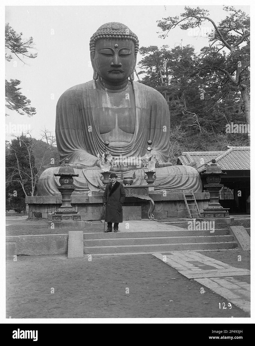 Daibutsu Cut Out Stock Images & Pictures - Alamy