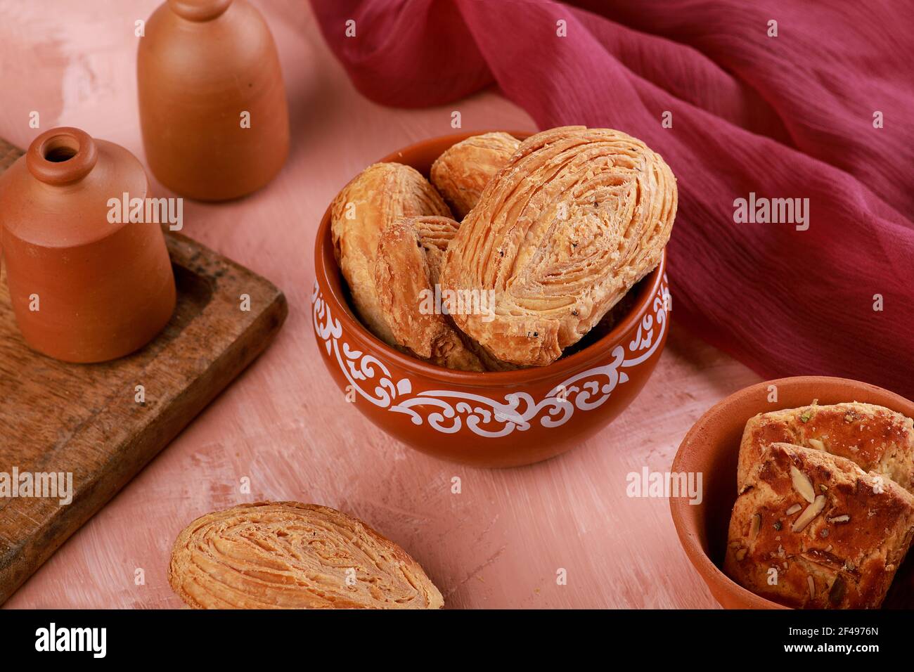 Pot traditional indian food hi-res stock photography and images - Alamy