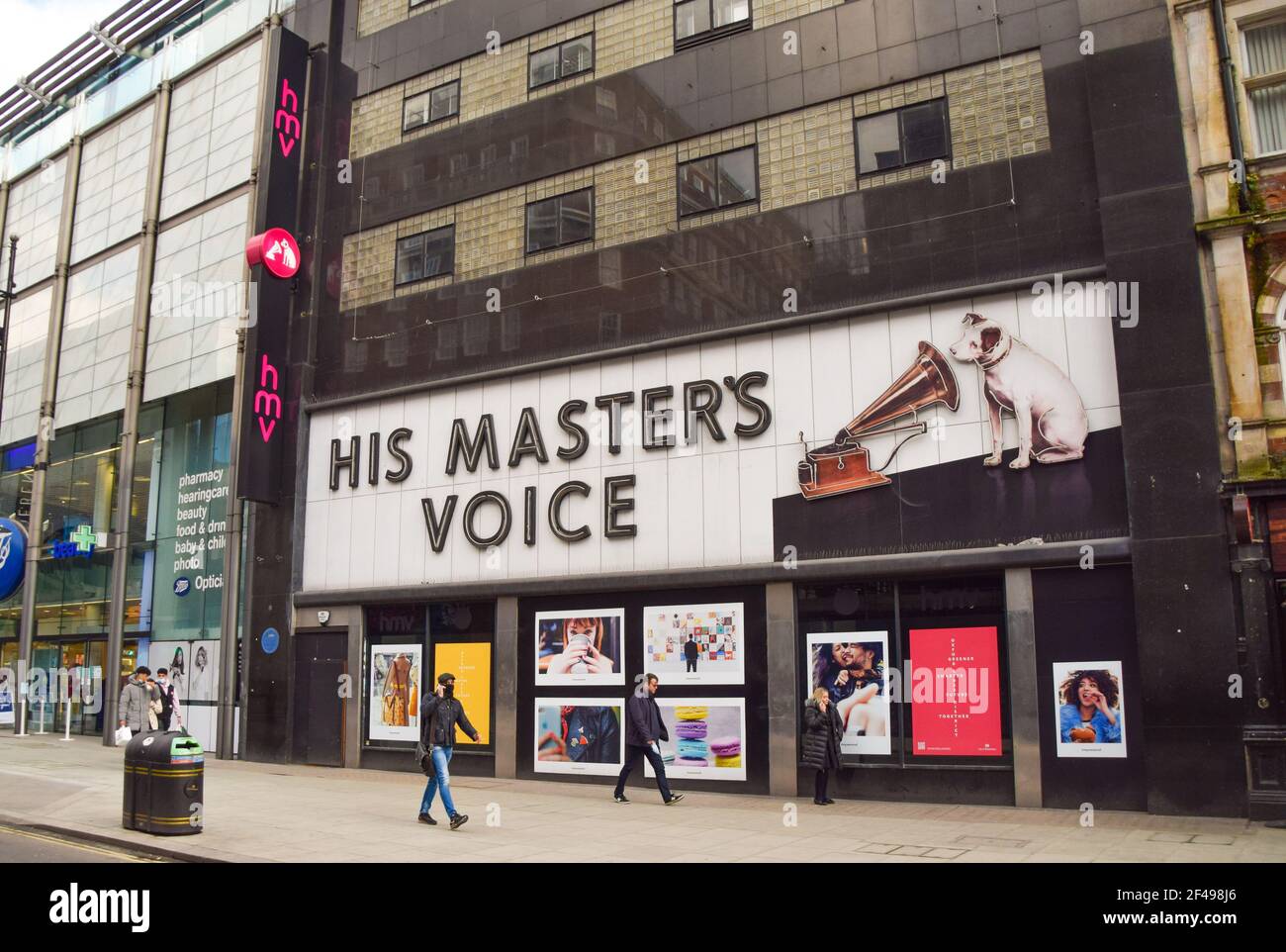 Virgin records store hi-res stock photography and images - Alamy