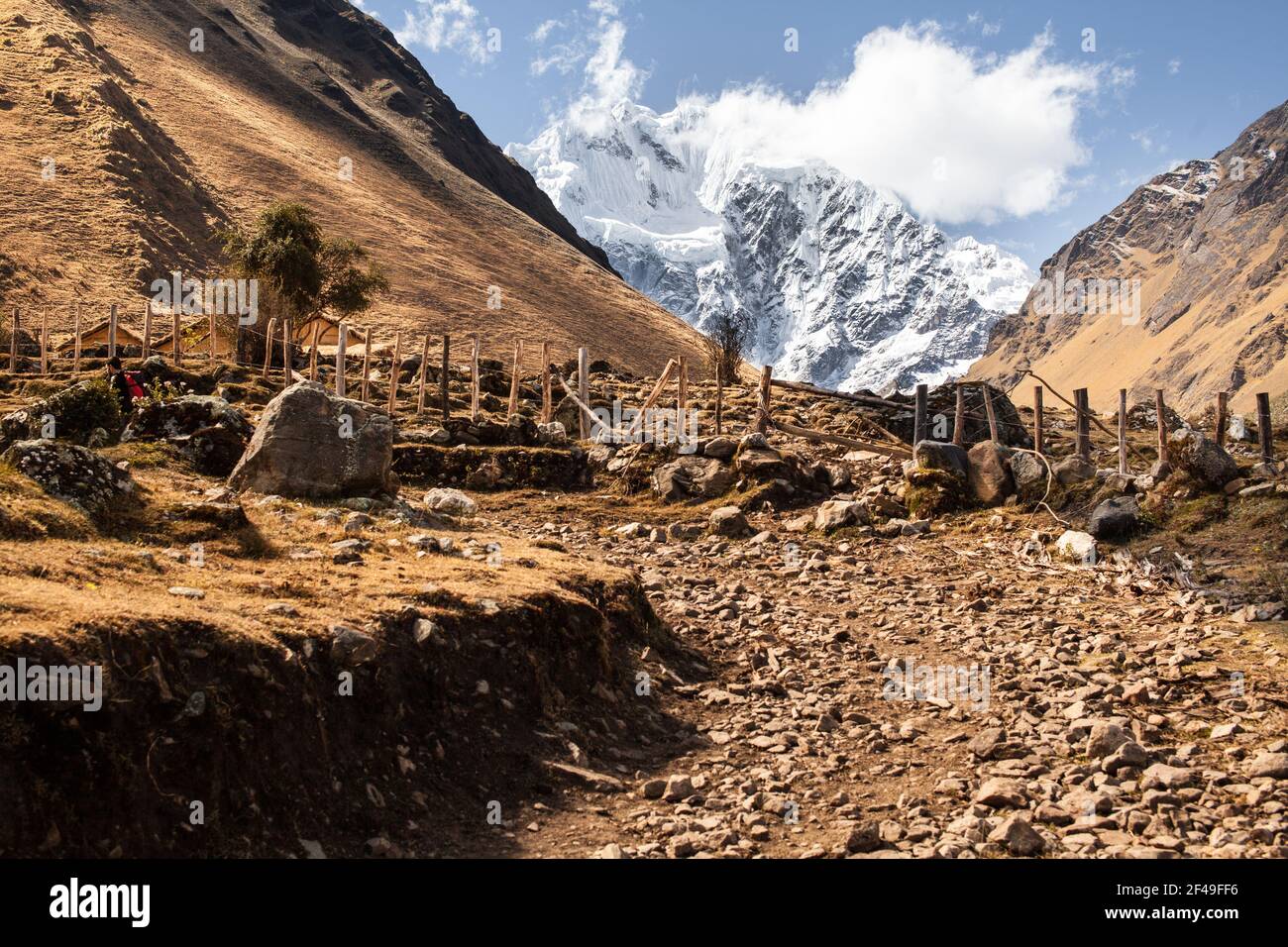 Salkantay path peru hi-res stock photography and images - Alamy