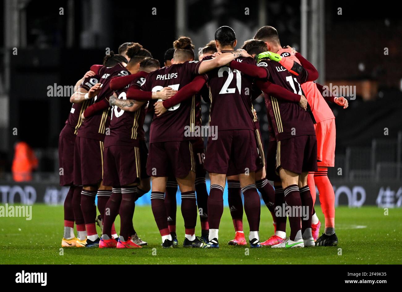 Leeds United team huddle prior to the Premier League match at Craven ...