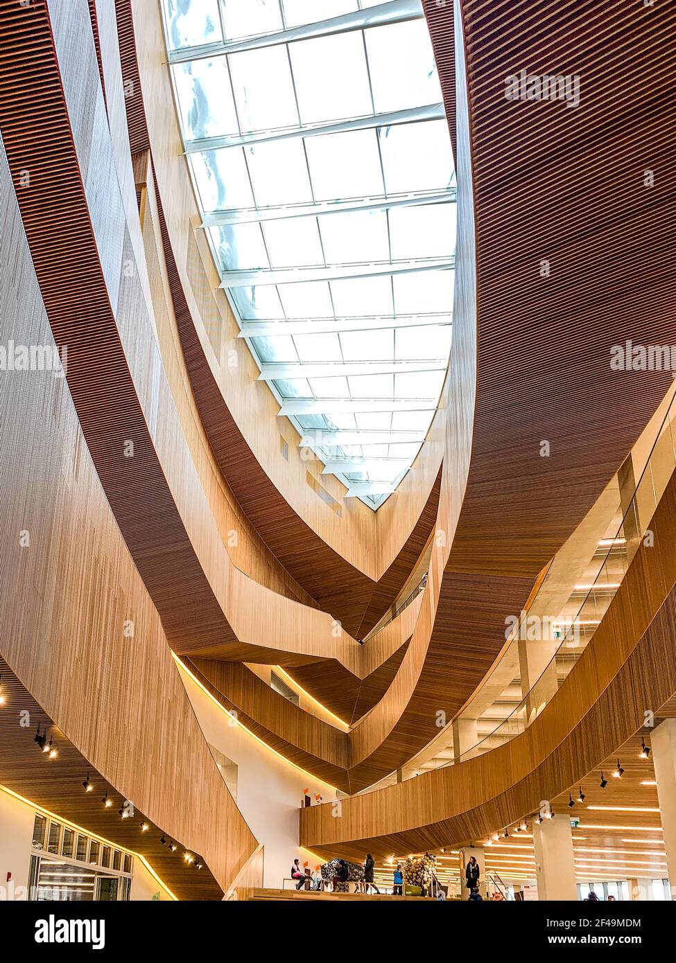 Canada library interior hi-res stock photography and images - Alamy