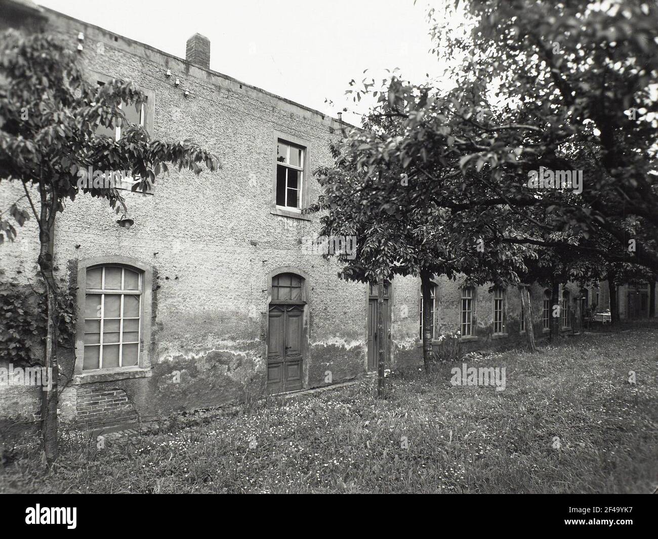 Functional building hi-res stock photography and images - Alamy