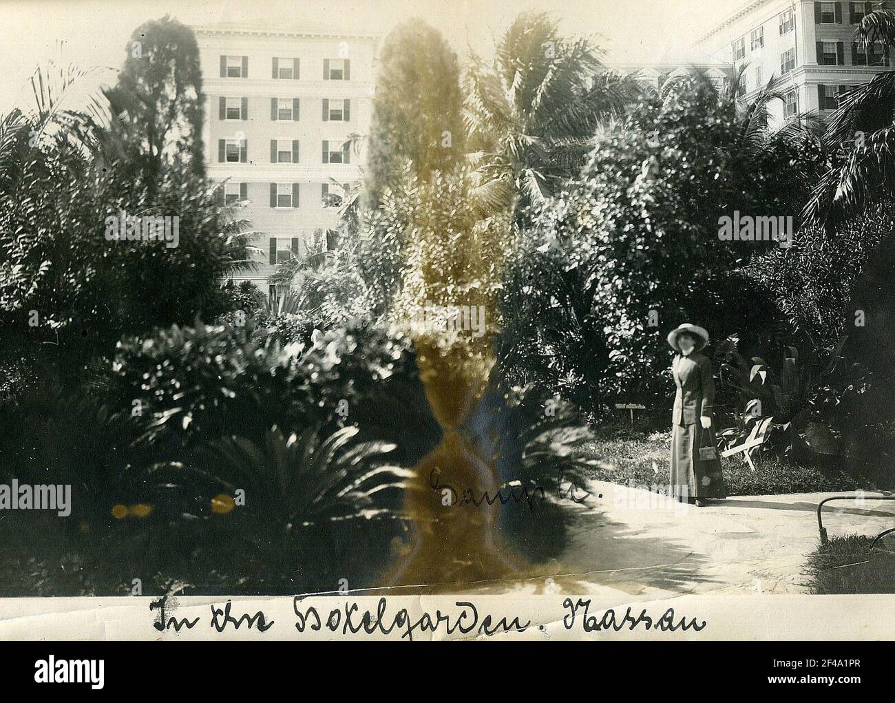 Nassau, Bahamas. Lady in a hotel garden Stock Photo - Alamy