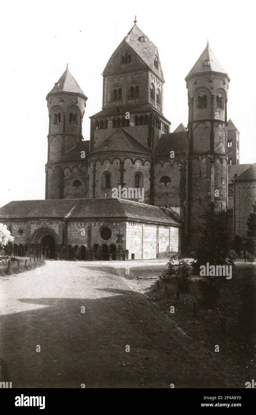 Abbei hi-res stock photography and images - Alamy