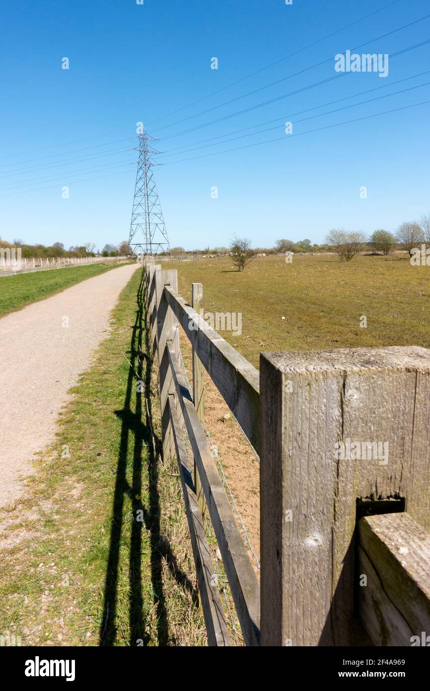 Dry dusty farm track hi-res stock photography and images - Alamy