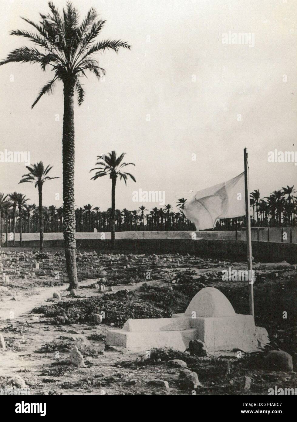 Mohammedan cemetery hi-res stock photography and images - Alamy