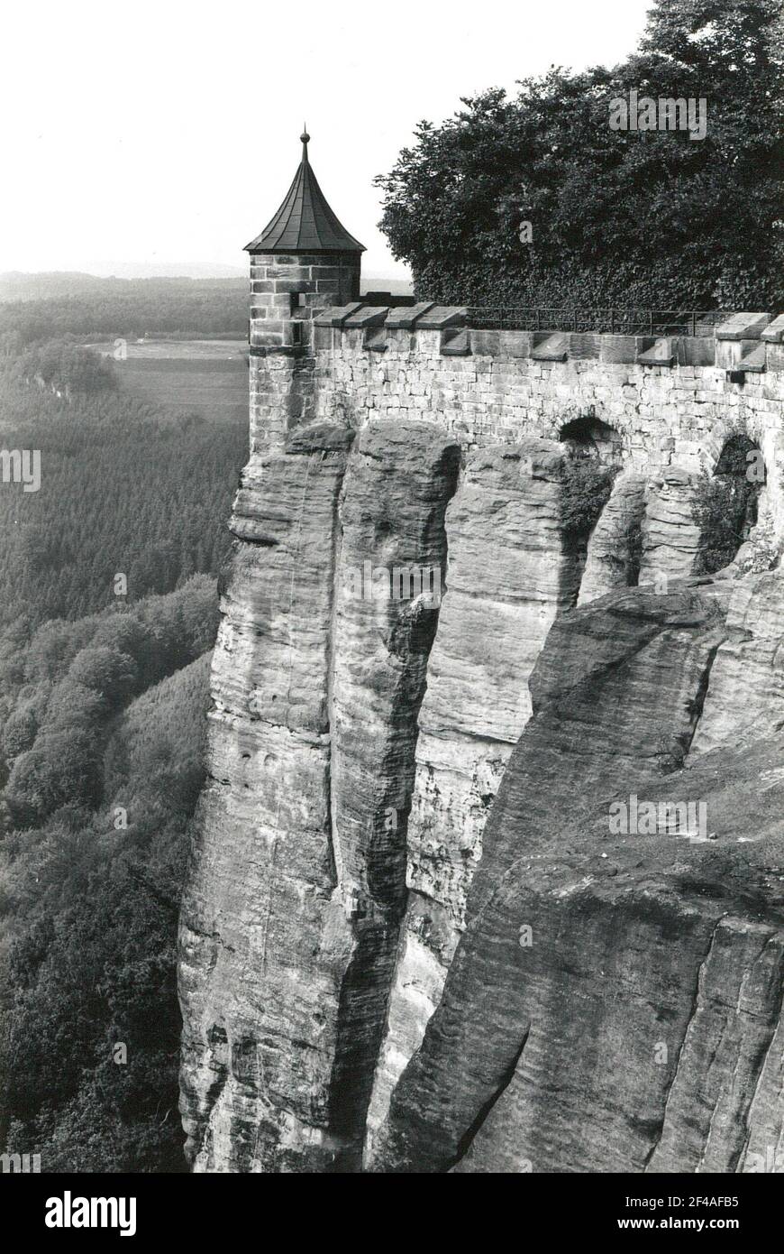 Königstein. Fortress. Eastern watchtower and Brustwehr (after 1600 ...
