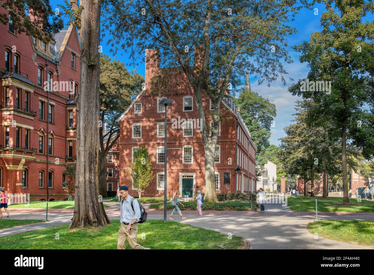 Harvard University - Mathews Hall, a first-year dormitory at Harvard ...