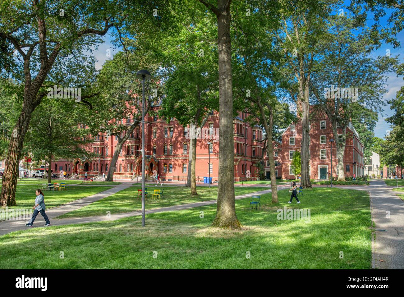 Massachusetts hall harvard university hi-res stock photography and ...