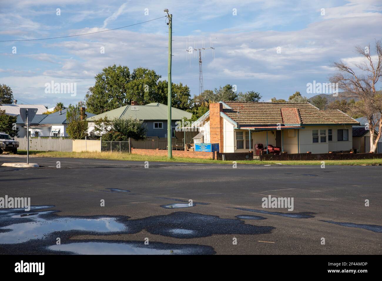 Mudgee road High Resolution Stock Photography and Images - Alamy