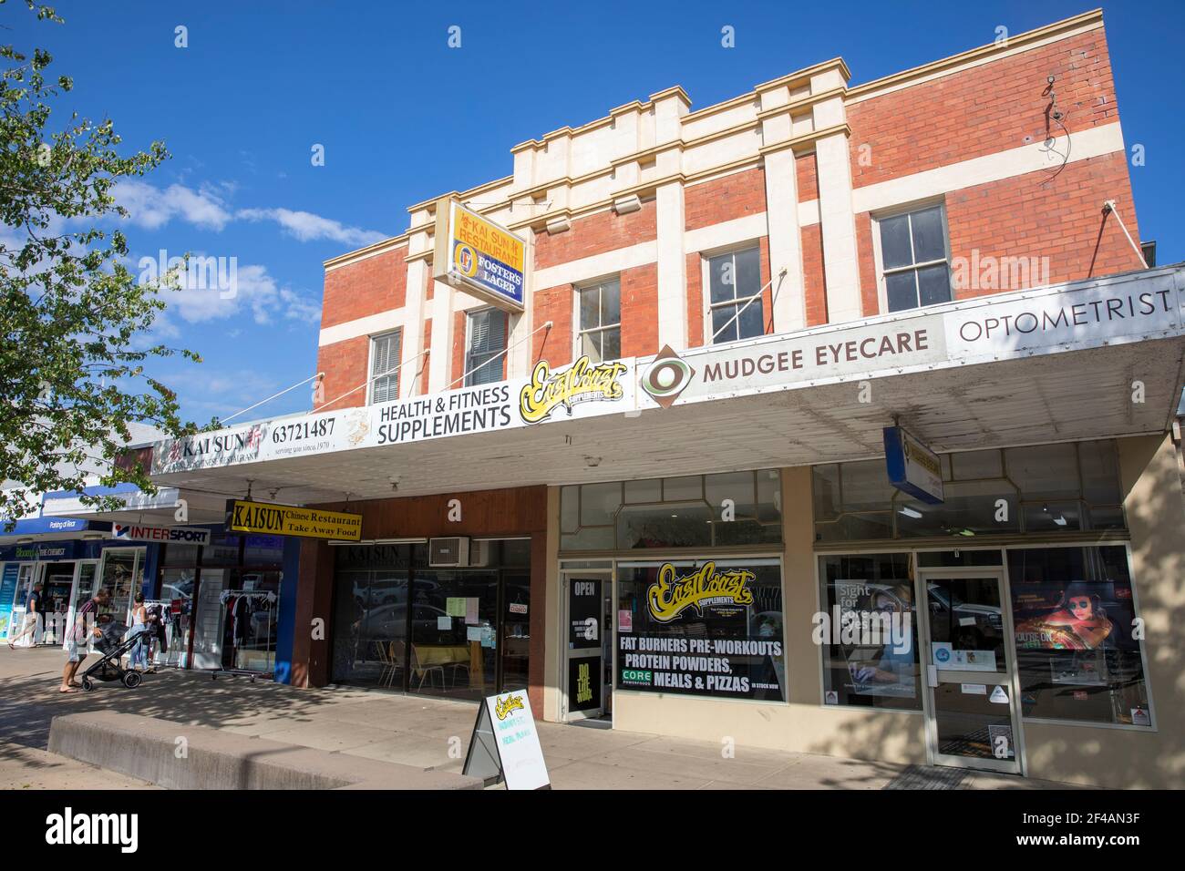 Mudgee town centre, opticians store and health and fitness stores in ...