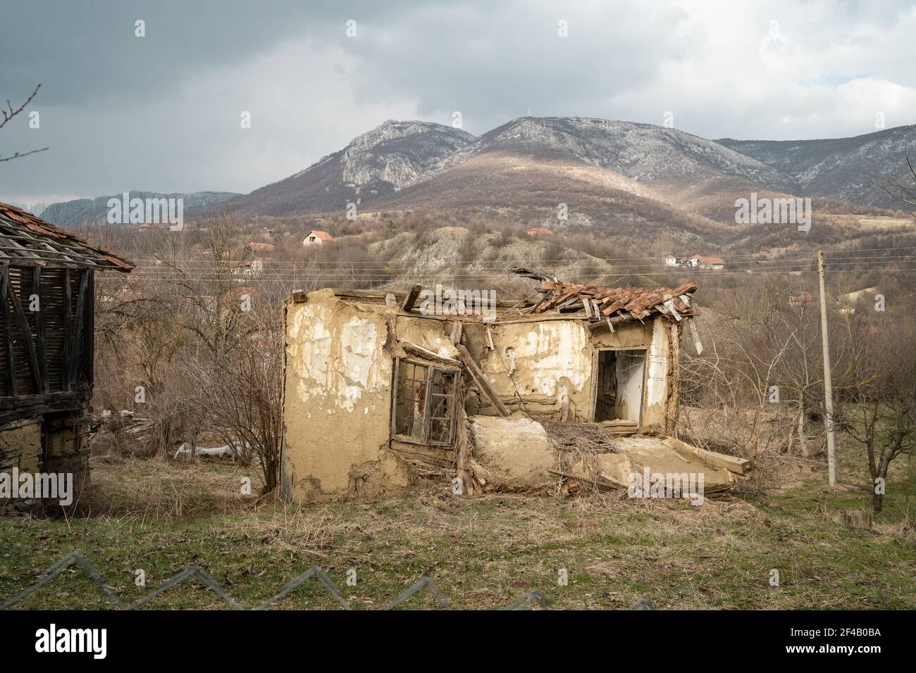 Ruined house devastated traditional serbian home in village collapsed ...