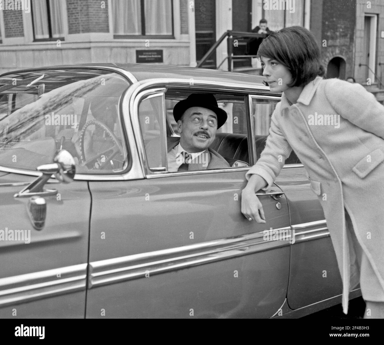 Film recordings for the film "The diamond necklace". Scene between both ...