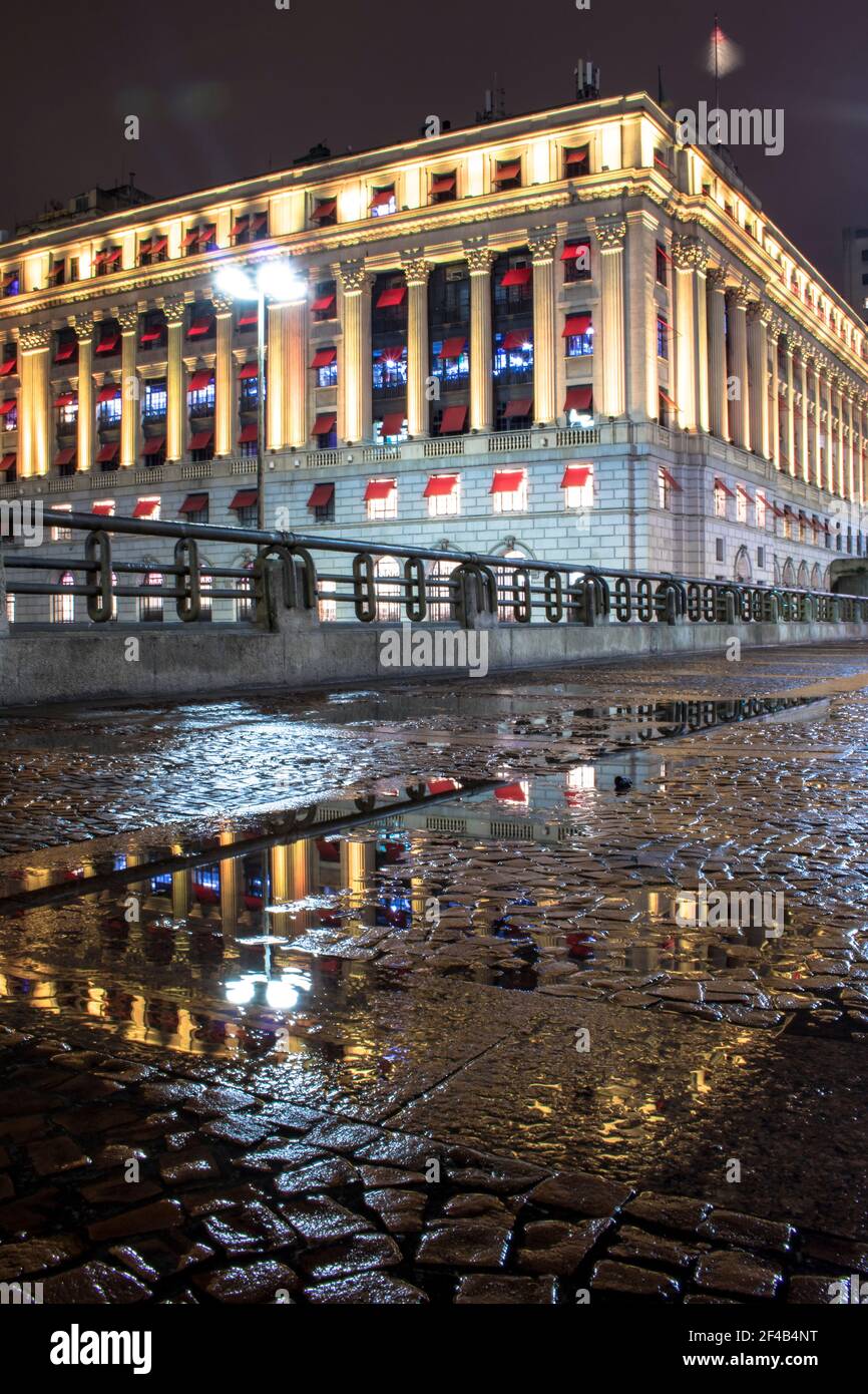 Night view of the Alexander Mackenzie Building, headquarters of the ...