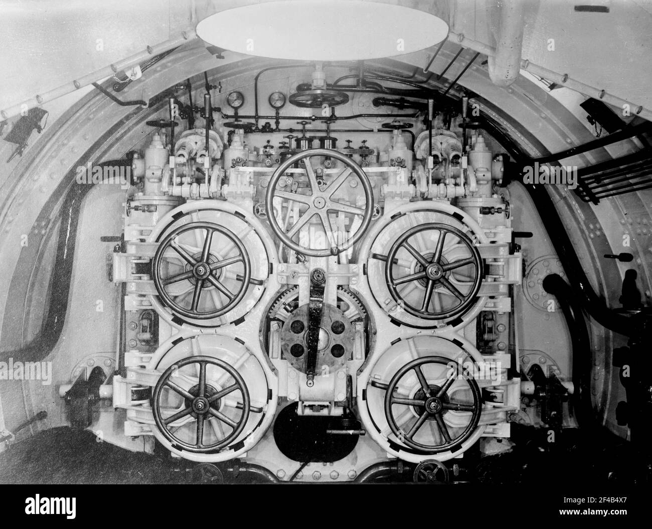 Torpedo Tubes, American Submarine ca. 1910-1915 Stock Photo - Alamy