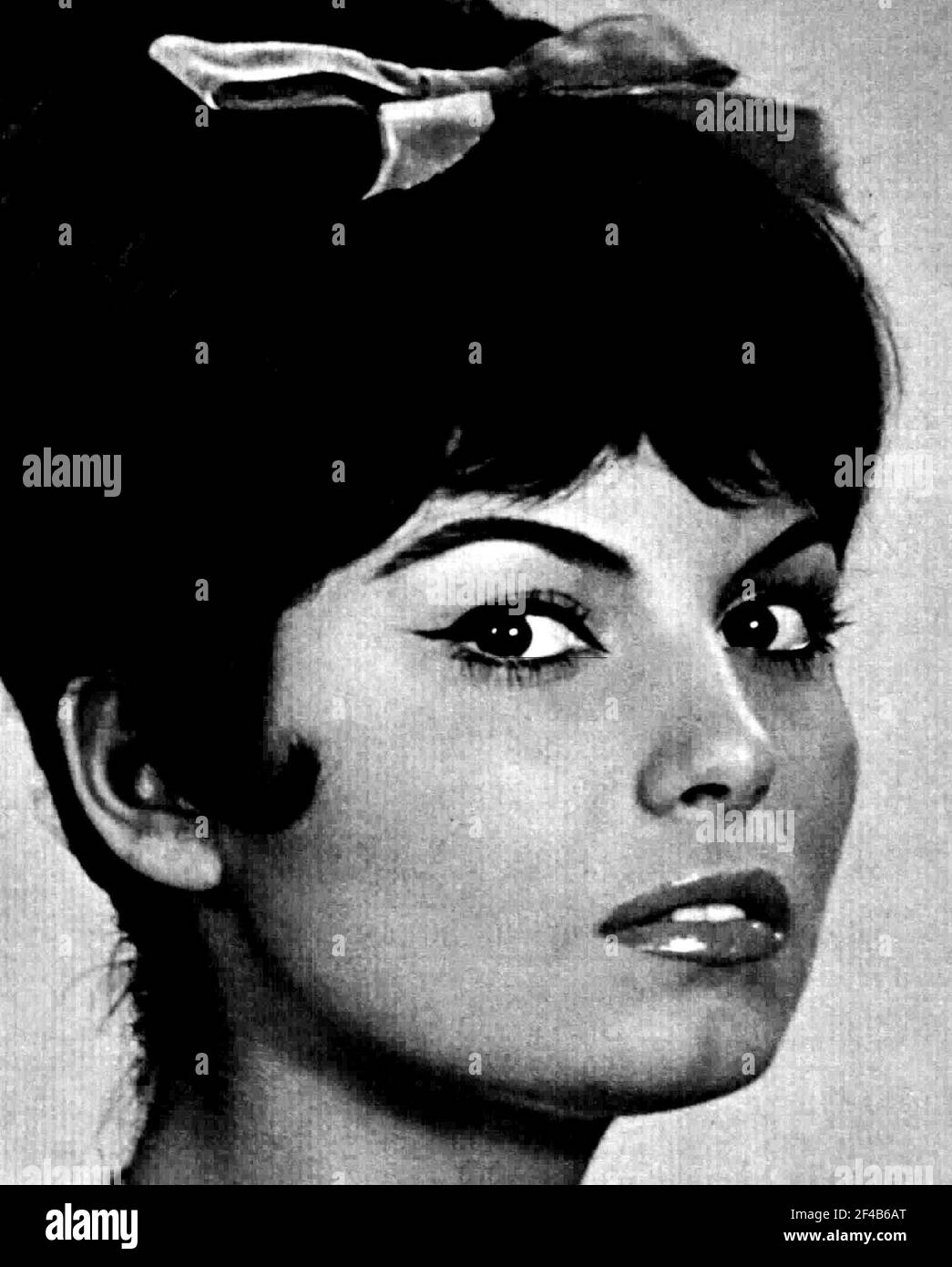 Italian Actress 1960s High Resolution Stock Photography and Images - Alamy