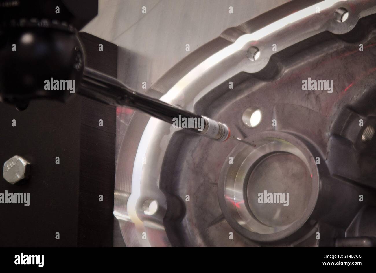 Laser aligned robotic device hi-res stock photography and images - Alamy
