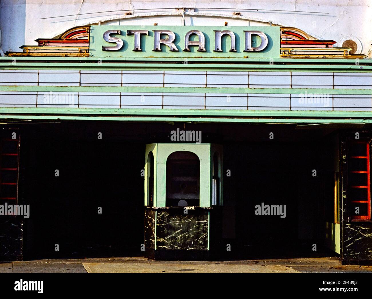 Strand movie theter hi-res stock photography and images - Alamy