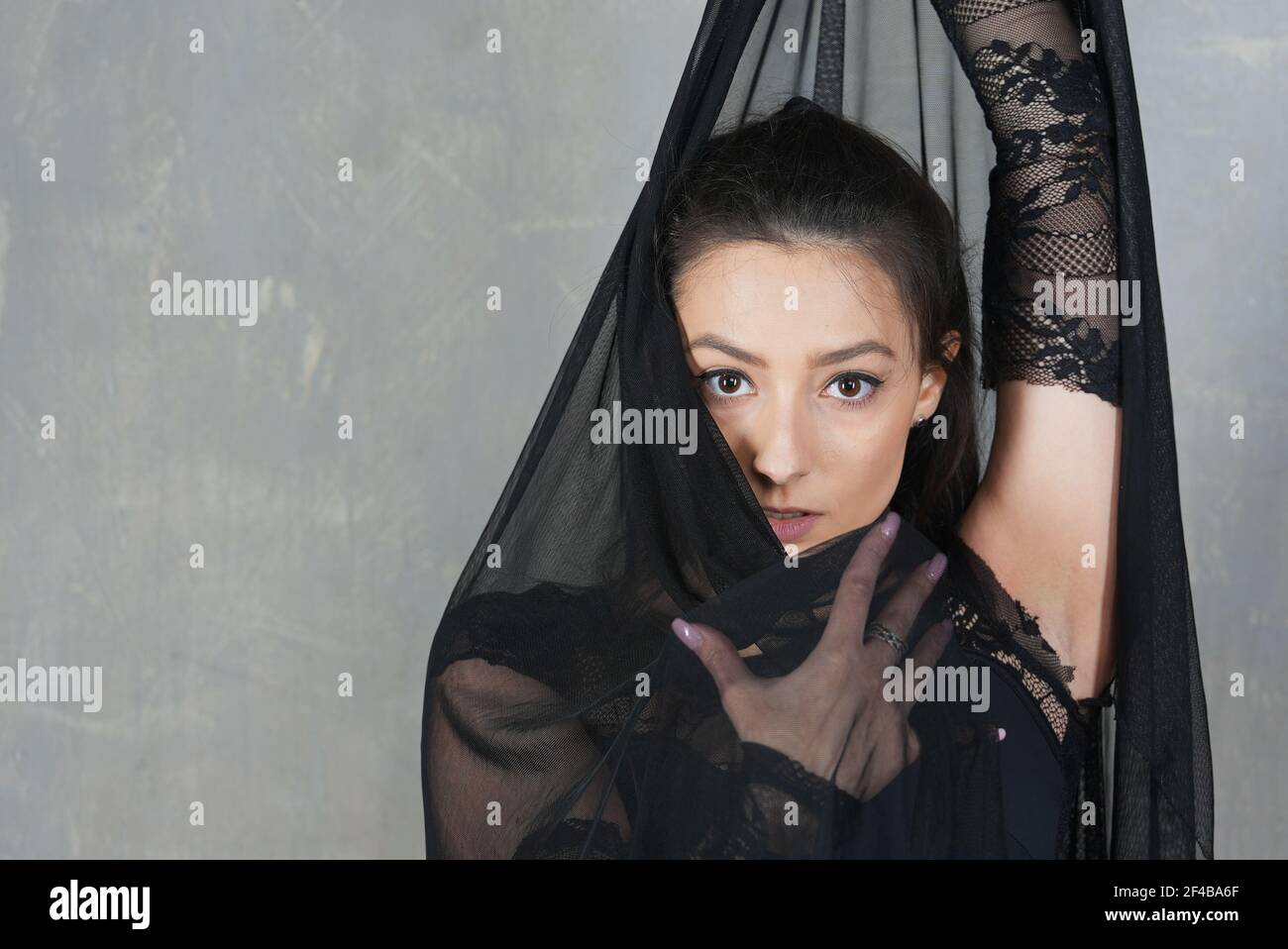 Dancer face hi-res stock photography and images - Alamy