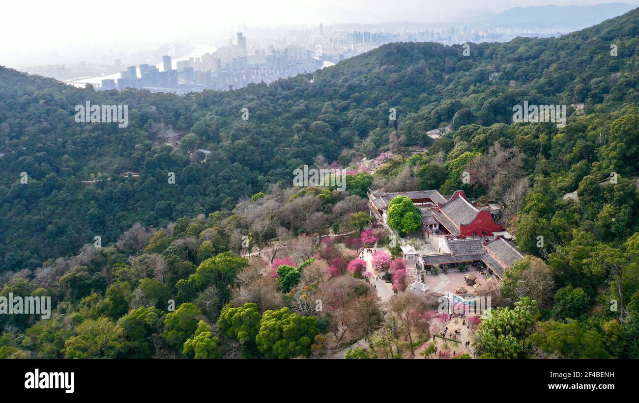 Clima china hi-res stock photography and images - Alamy