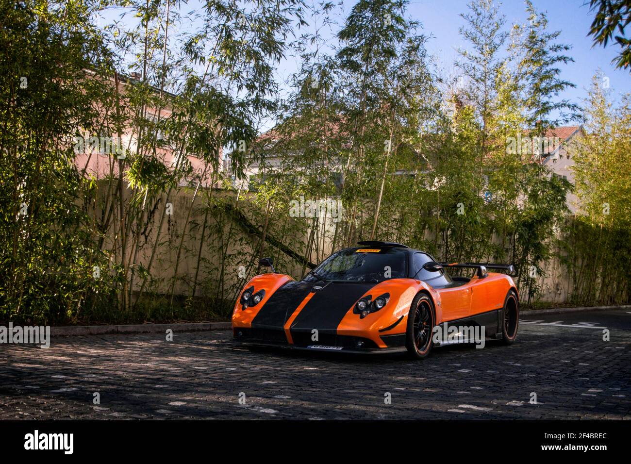 Pagani Zonda Cinque Roadster Orange