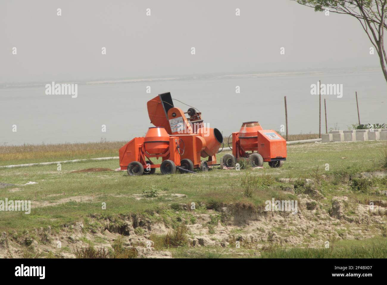 Rice cutting machine hi-res stock photography and images - Alamy