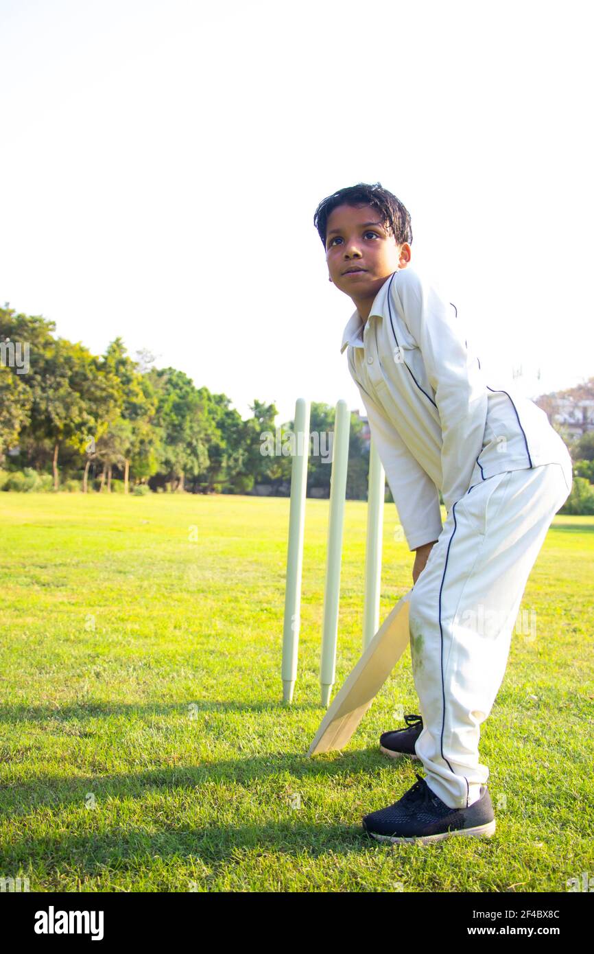 Boy in cricket gear hi-res stock photography and images - Alamy