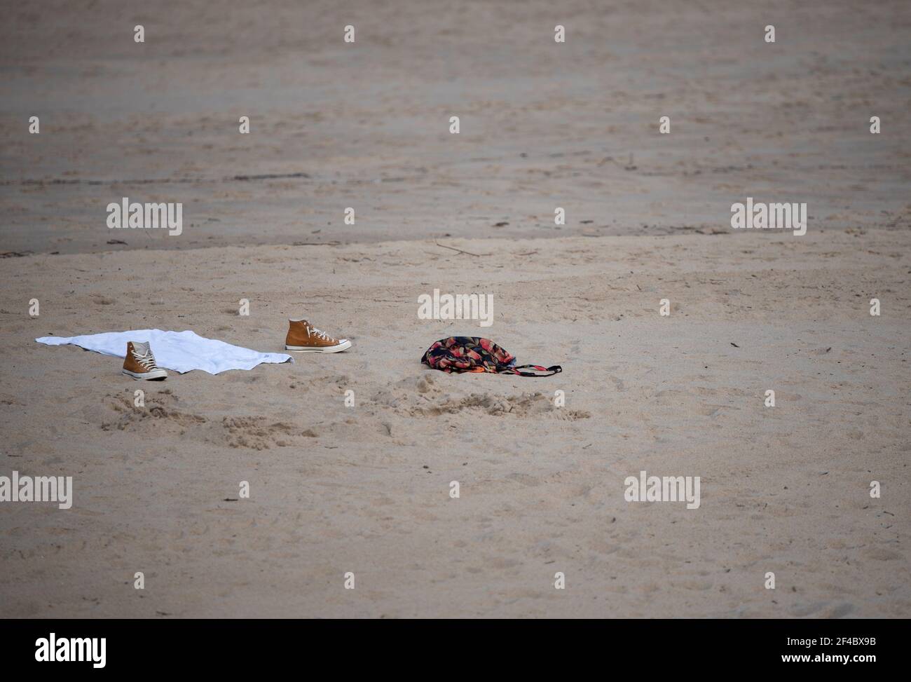 abandoned objects in the sand Stock Photo - Alamy