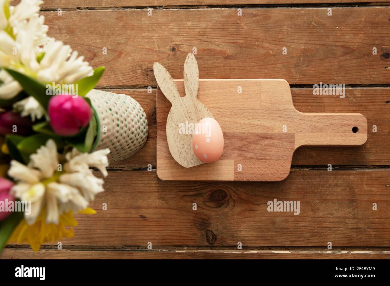 Easter celebration, table hi-res stock photography and images - Alamy