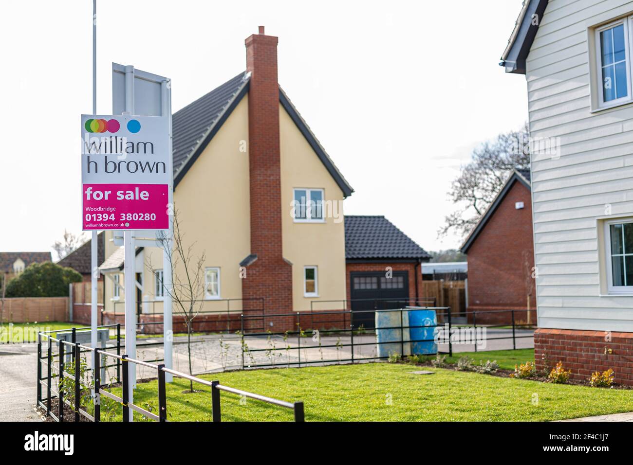 Woodbridge, Suffolk, UK January 17 2021: Example of the new build homes ...