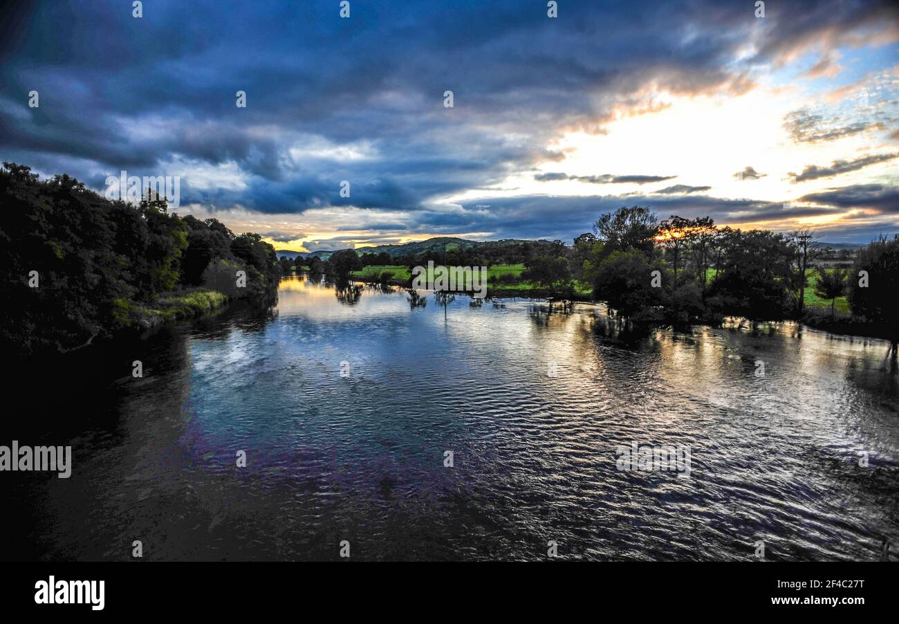 Rivers of wales hi-res stock photography and images - Alamy