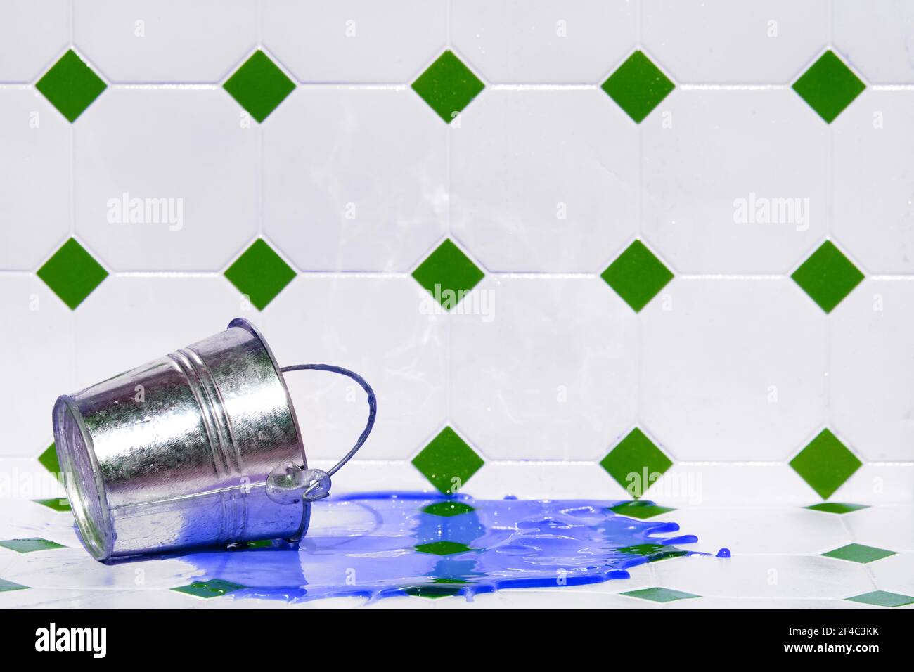Water puddle on tiles hi-res stock photography and images - Alamy