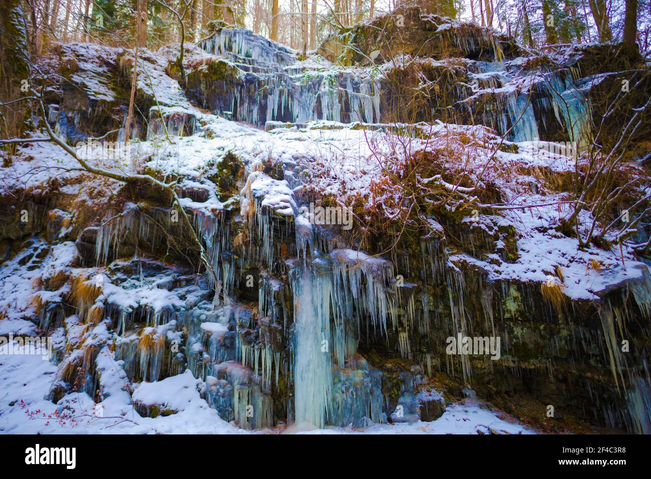 Winter frozen icicles Stock Photo - Alamy