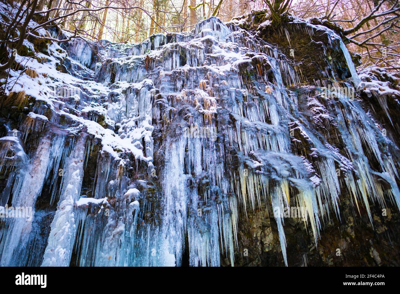 Winter frozen icicles Stock Photo - Alamy
