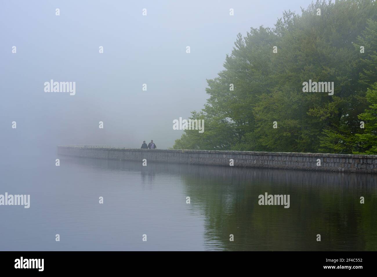 Lago di santa fe hi-res stock photography and images - Alamy