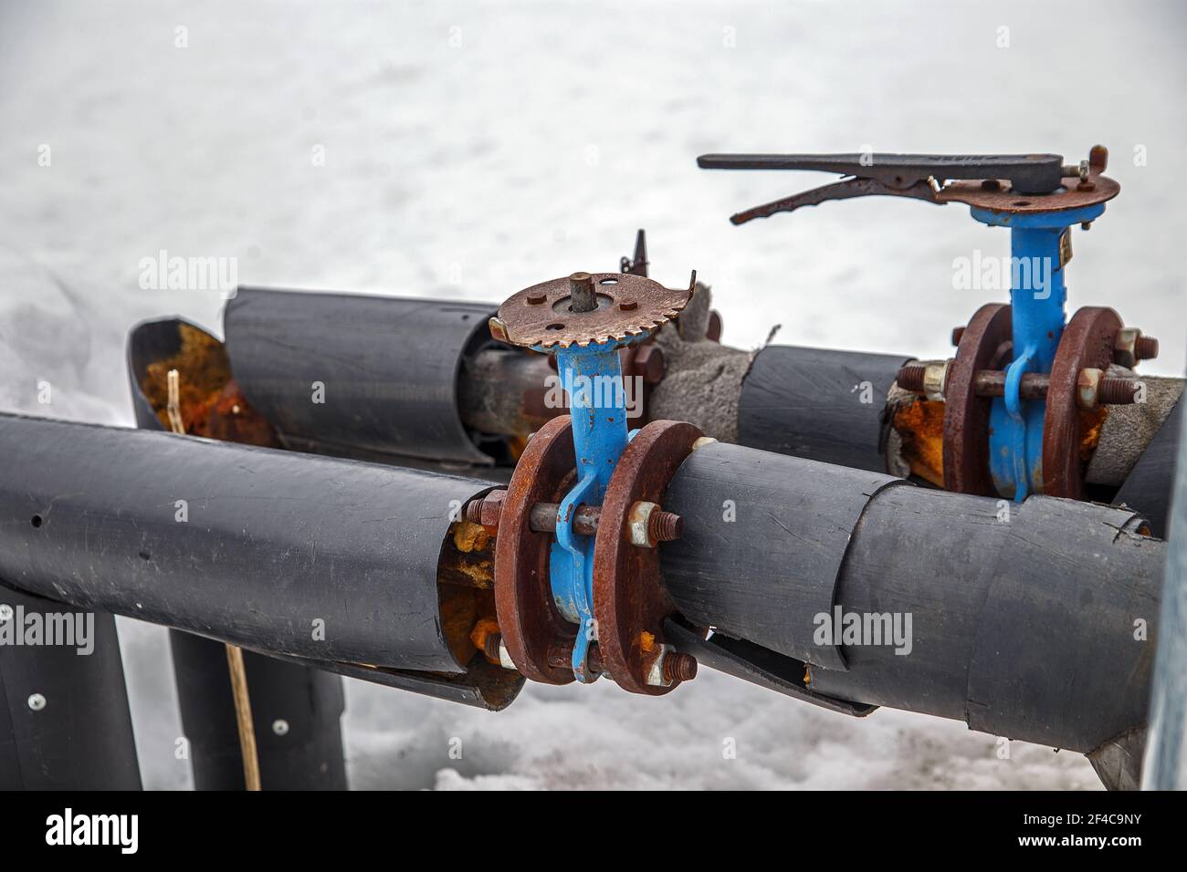 Hot water pipes hi-res stock photography and images - Alamy