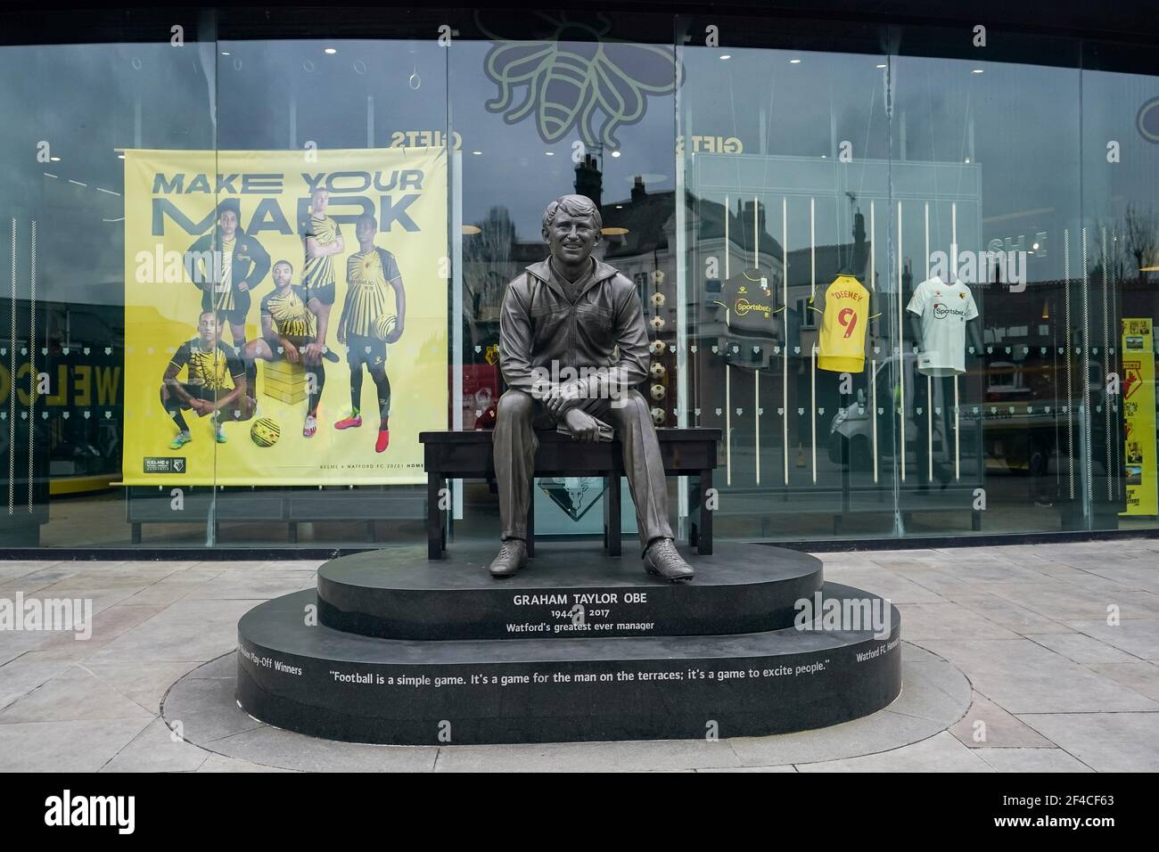 Graham taylor hi-res stock photography and images - Alamy