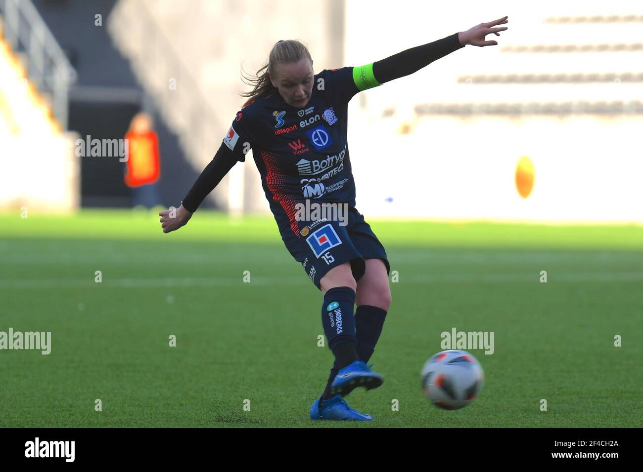Linkoping, Sweden. 20th Mar, 2021. Frida Leonhardsen Maanum (#15 ...