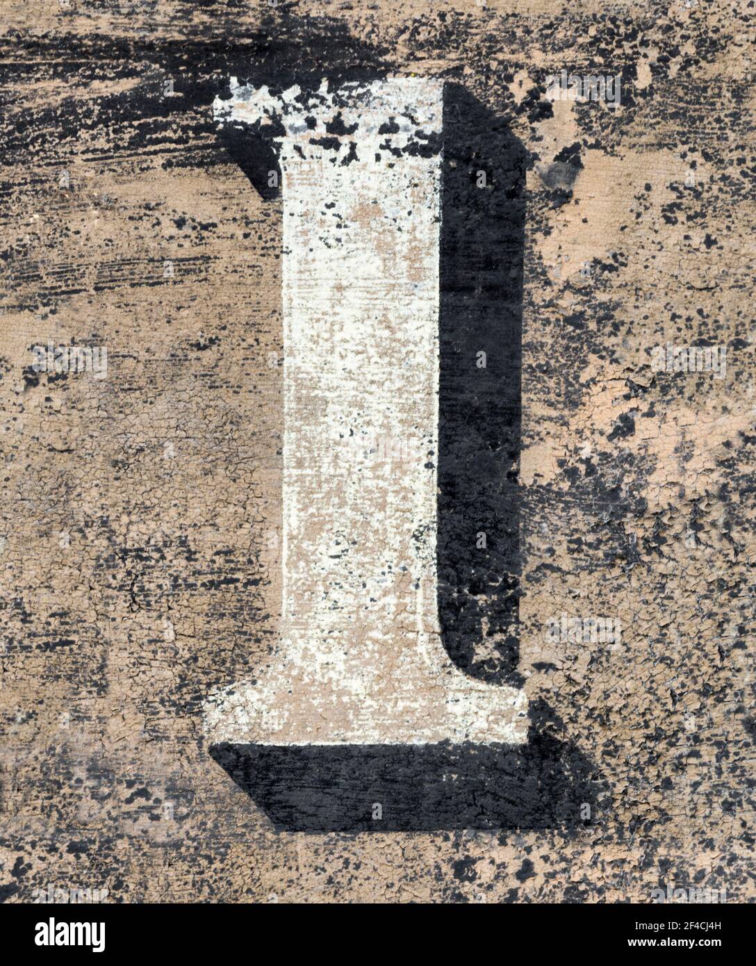 Dissolving letter l of a historical advertising font Stock Photo - Alamy