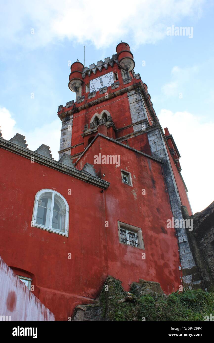 Lofty wall hi-res stock photography and images - Alamy