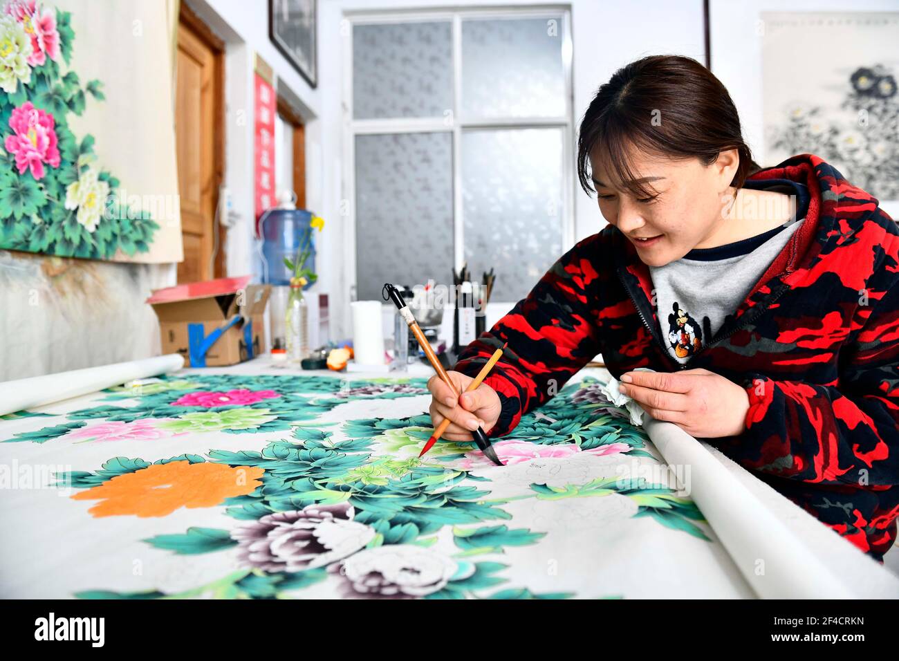 Realistic style hi-res stock photography and images - Alamy